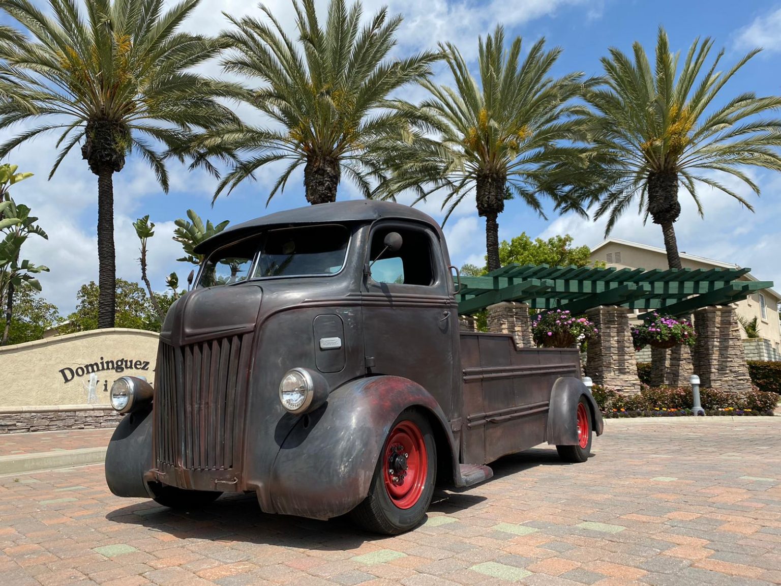 1947 Ford COE Pick Up Truck / V8 350 - Classic Mobile Schettler