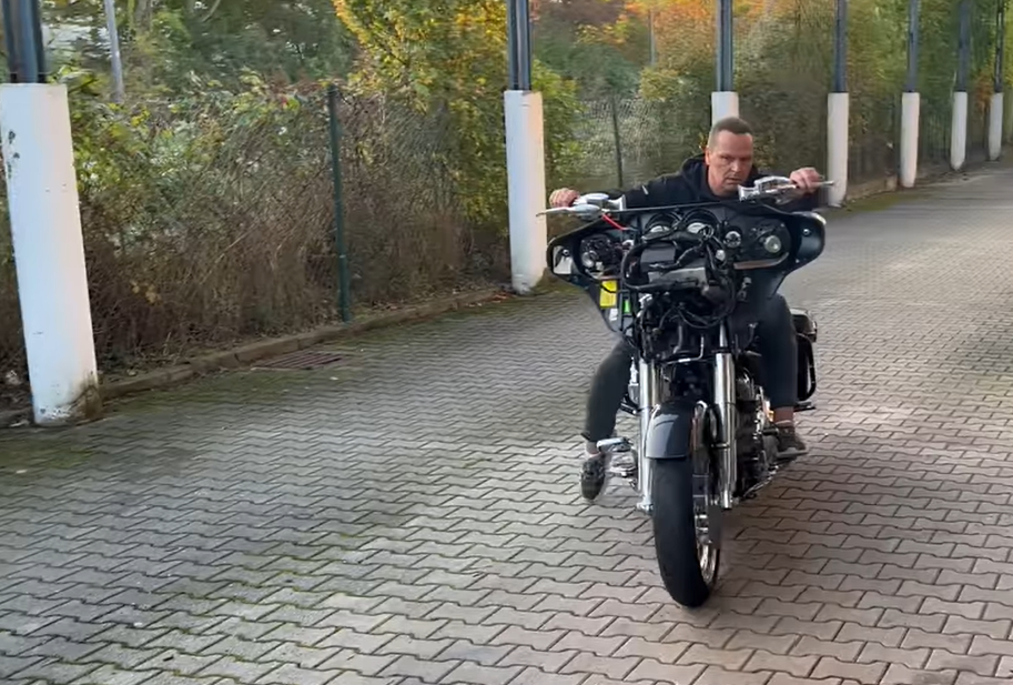 wie gesagt ... Probefahrt ist Chefsache 🤣🤣🤣 - Classic Mobile Schettler